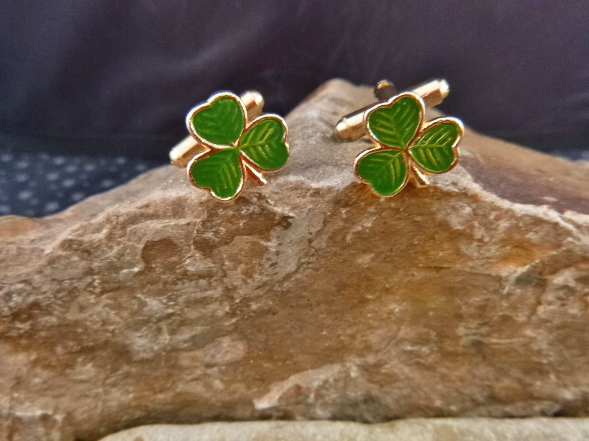 Small Shamrock Cuff Links | Vintage Three Leaf Clover Irish Themed ...