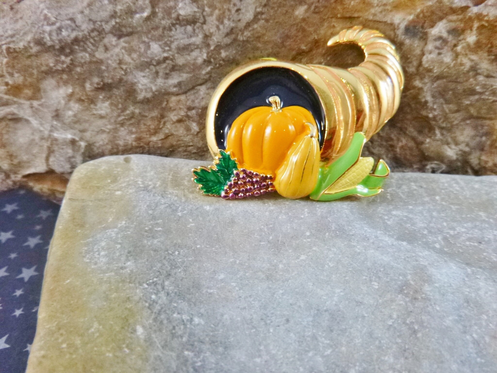 Horn of Plenty Thanksgiving Vintage Brooch | New Old Stock Cornucopia ...