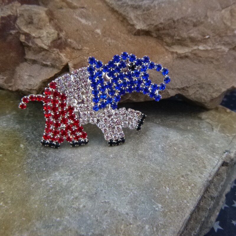 Elephant Brooch - Etsy