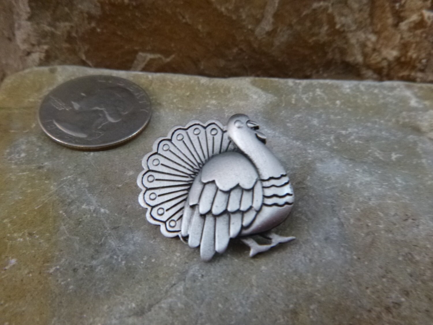 Thanksgiving Turkey Pewter Vintage Tack / Lapel Pin Signed JJ