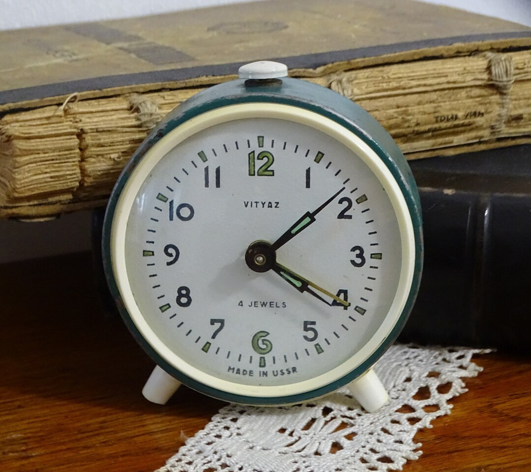 Russian Vintage Alarm Clock Vityaz-4 Rubis, Working Green Clock, Retro ...