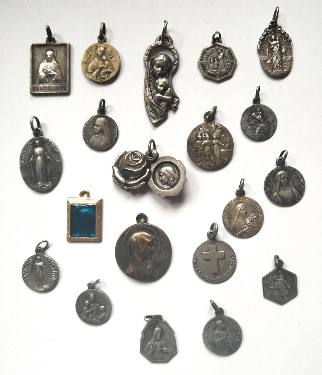 One Lot Old and Vintage Religious Medals - Etsy