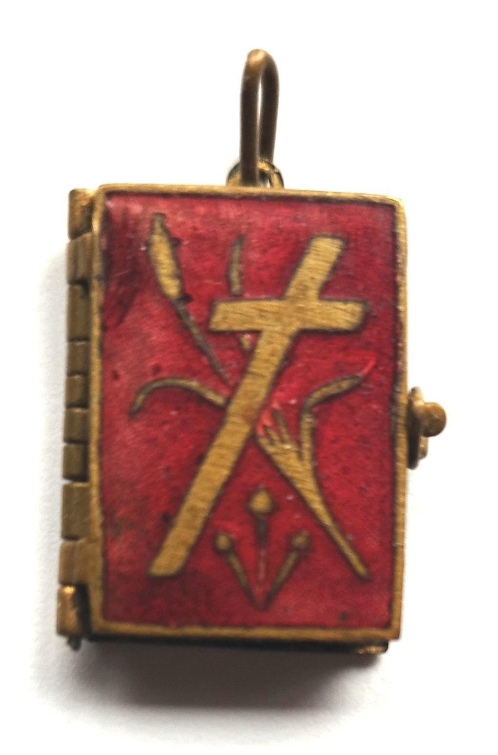 Rare Old Locket With Image Stations of the Cross - Etsy