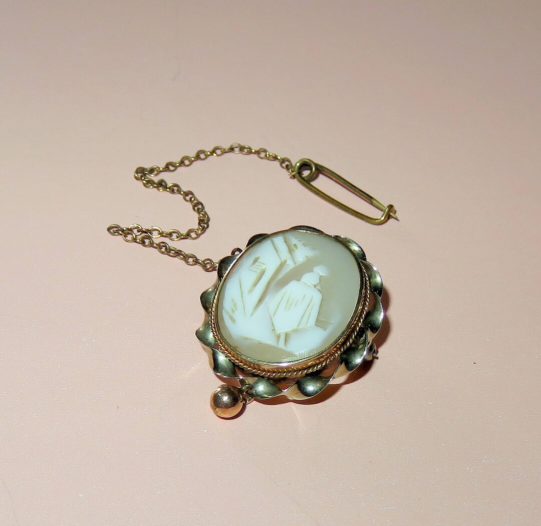 Victorian 14K Gold Framed Carved Shell Cameo Brooch rebecca at the Well ...