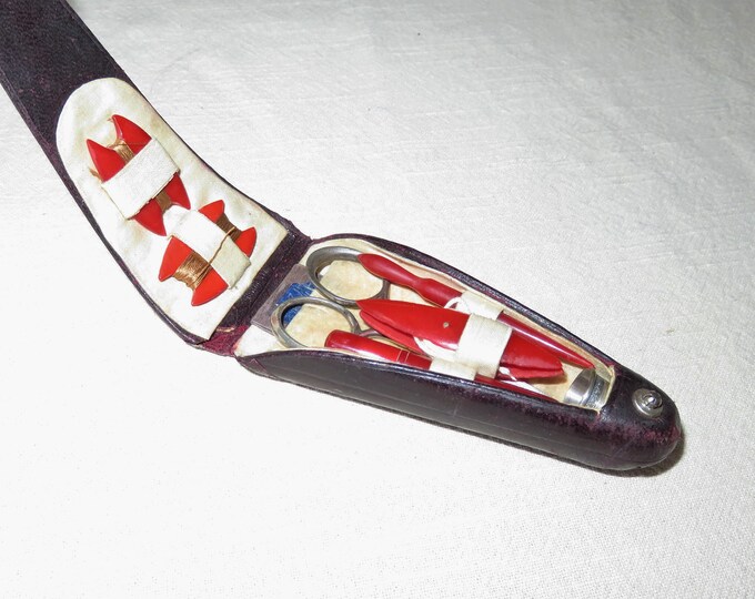 Antique Germany Red Bakelite Sewing Tools Set-thread Winders-tatting ...