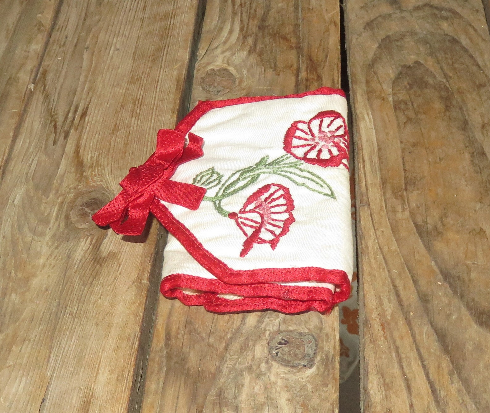 Antique Roll up Sewing Roll up Kit Hand Embroidered Flowers - Etsy