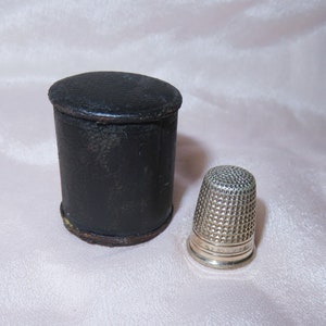 Antique Leather Dennison Mfg. Co Thimble Holder - Velvet Thimble Stand ...