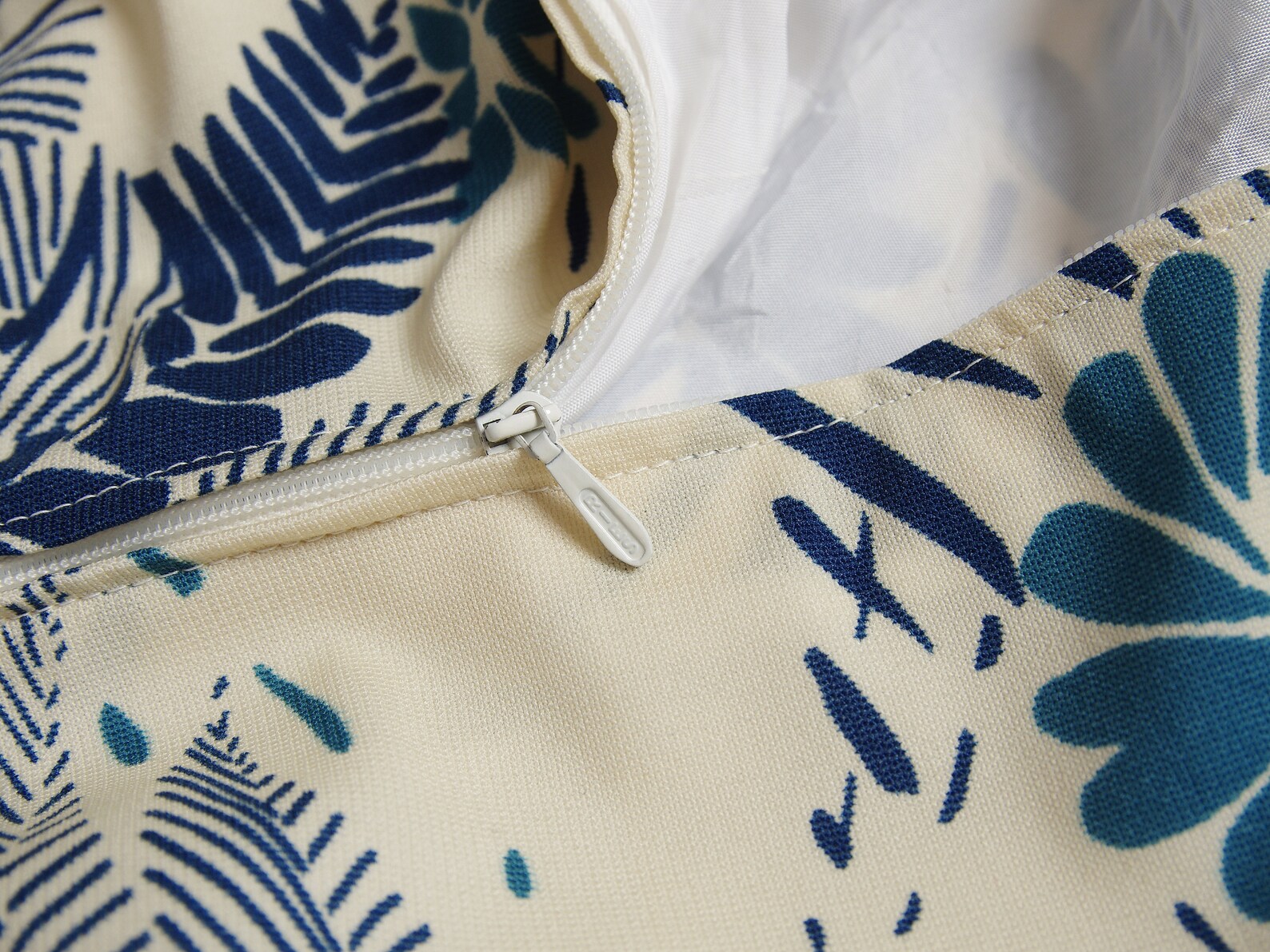 1960s Dagger Collar Mod Mini Dress Organic Pattern Short - Etsy