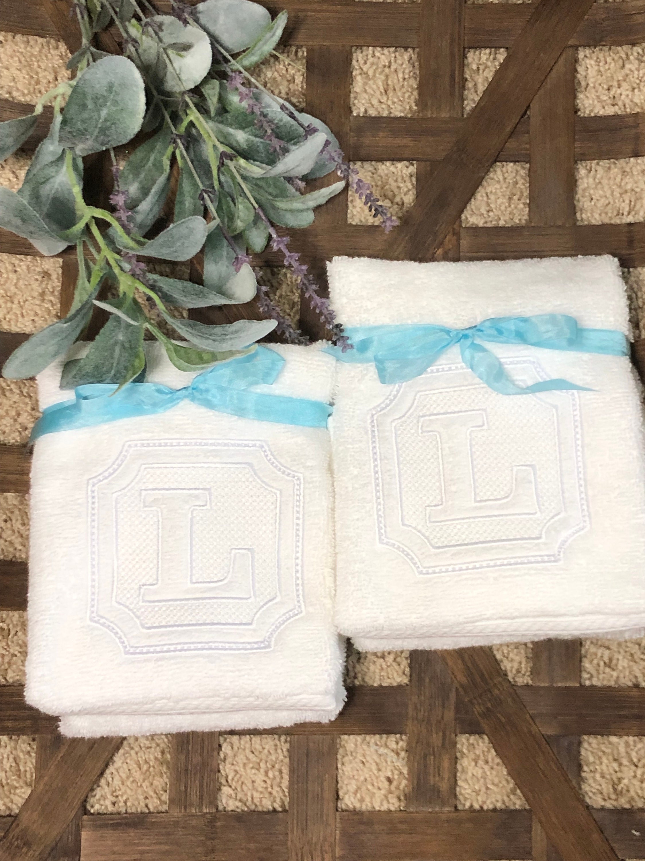 Embossed Monogrammed Towel Set: Plush Personalized Bath Towels - 100% ...