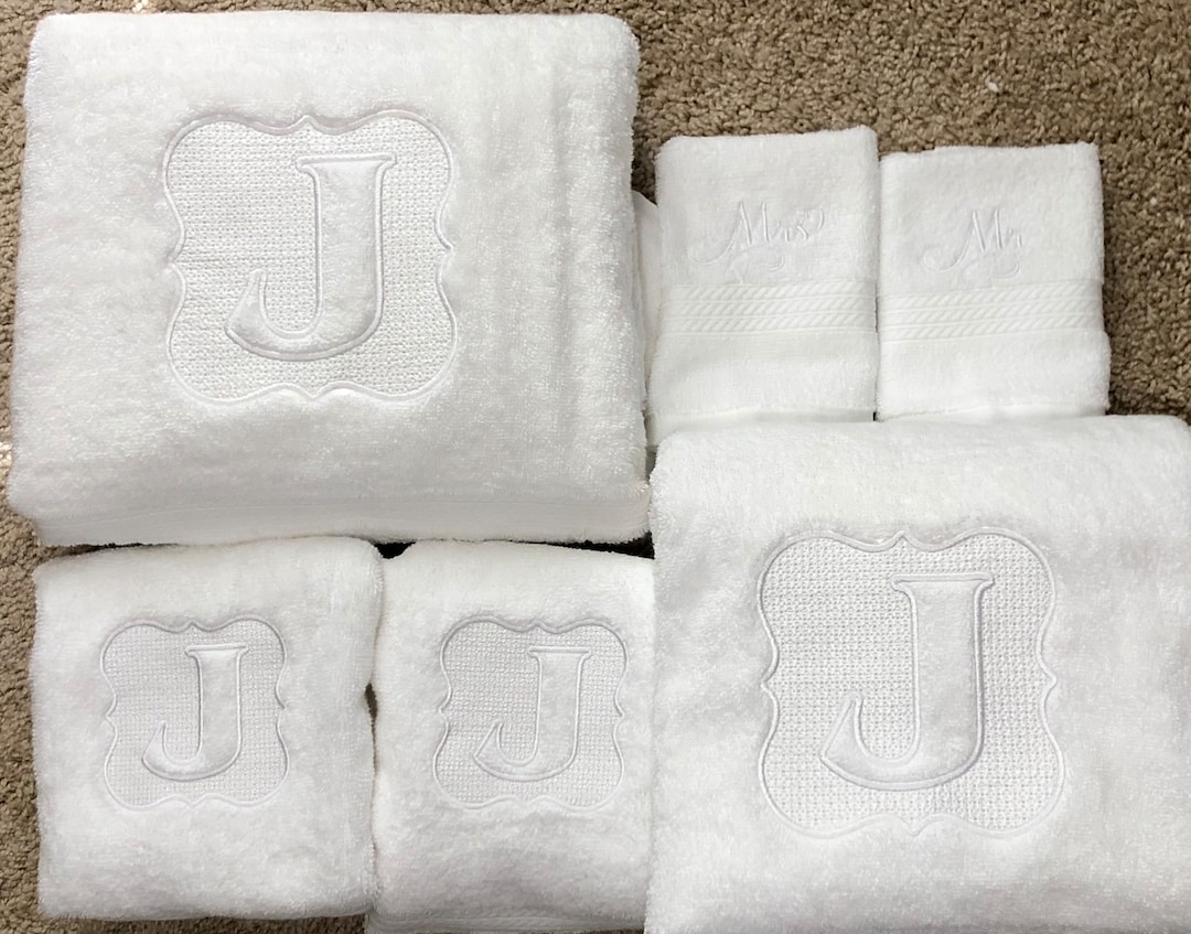 Embossed Monogrammed Towel Set: Plush Personalized Bath Towels - 100% ...
