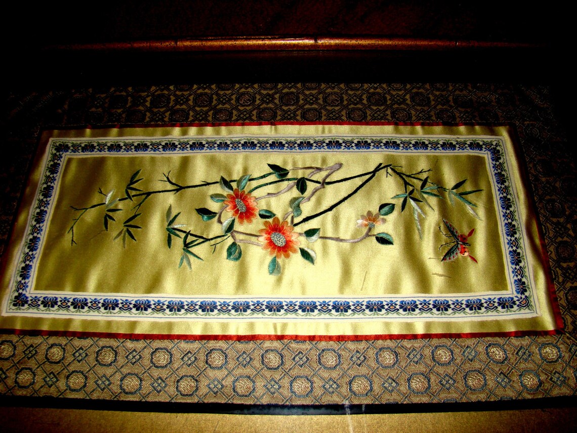 Original Exquisite Vintage Chinese Art Silk FLORAL Hand Embroidery ...