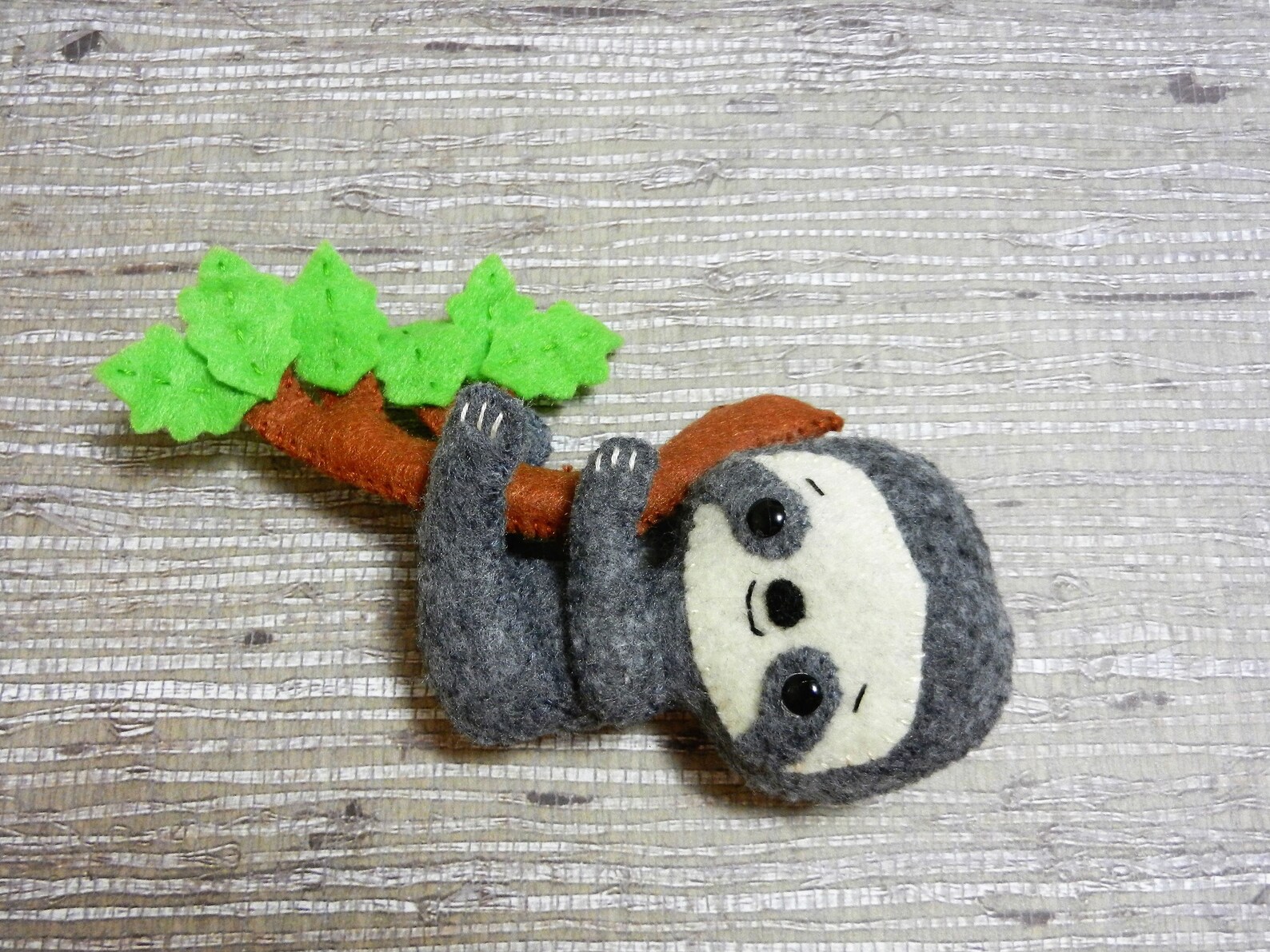Felt Mommy Sloth and Baby Sloth Softie Plushie by Noialand | Etsy