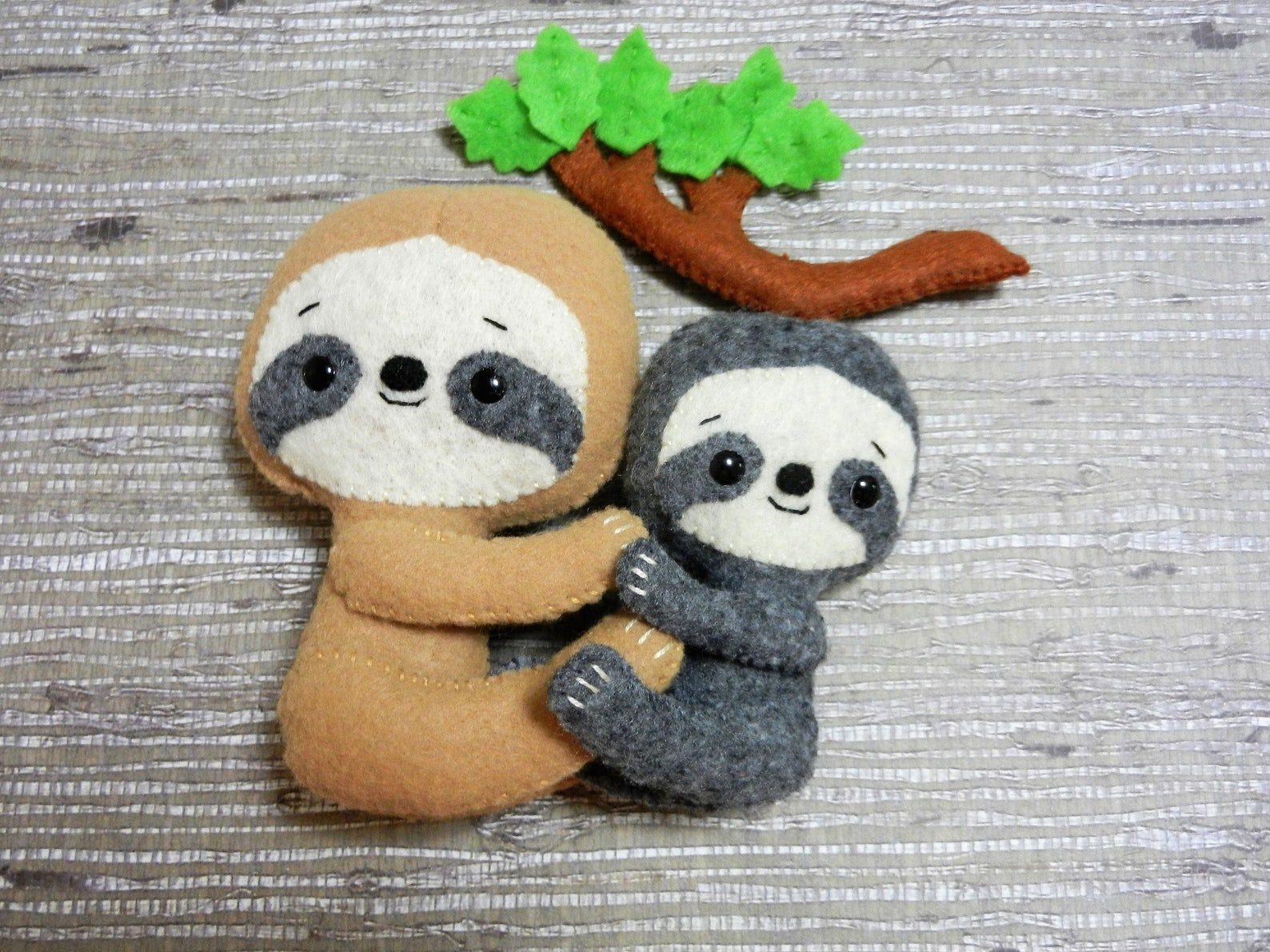 Felt Mommy Sloth and Baby Sloth Softie Plushie by Noialand - Etsy