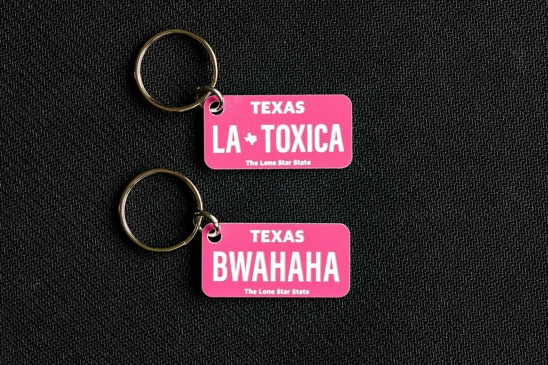Pink Texas License Plate Keychain, Customizable Personalized Engraved ...