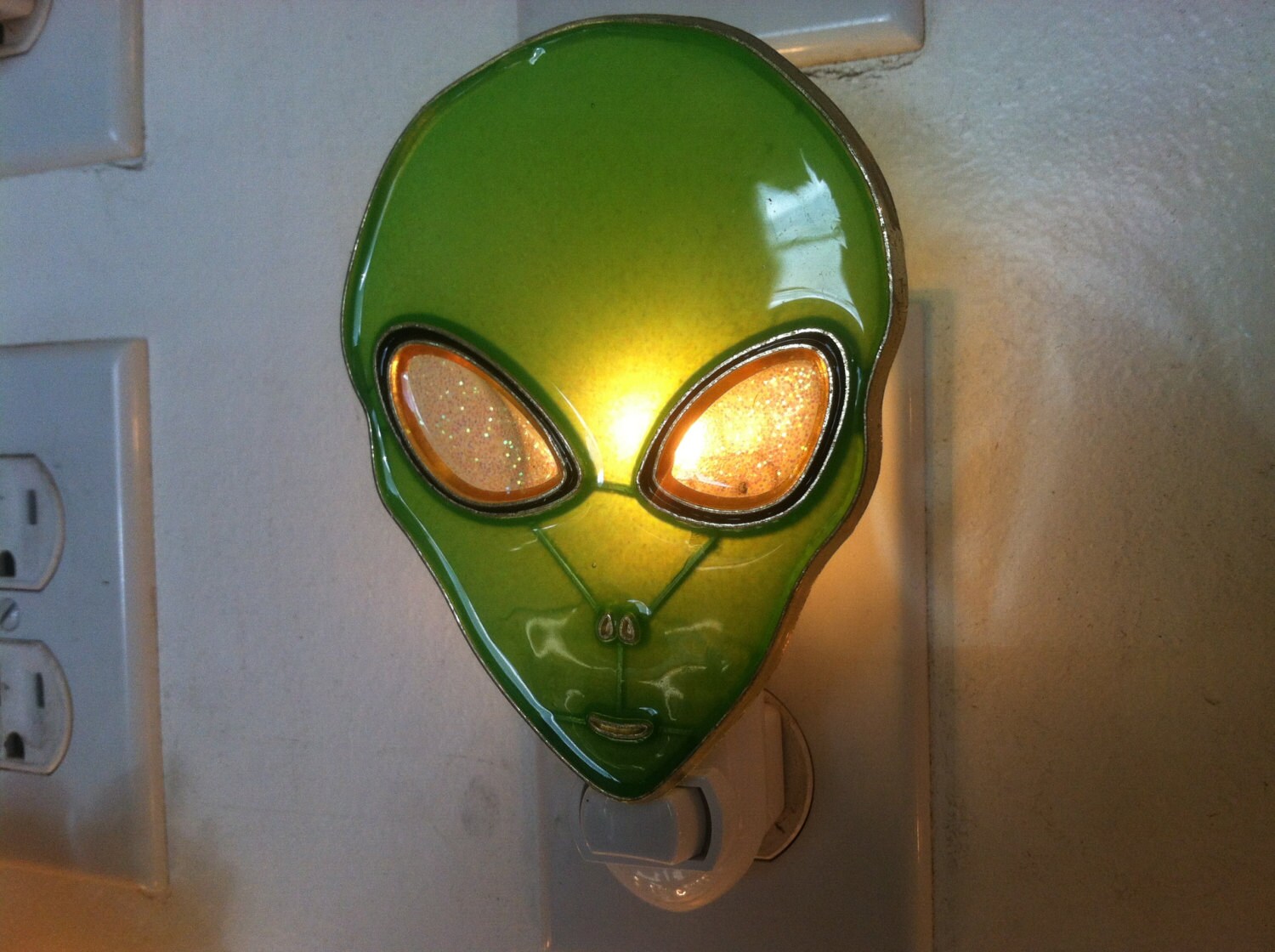 buy online discount 5 pcs Alien Night Light 4 watt on/off switch