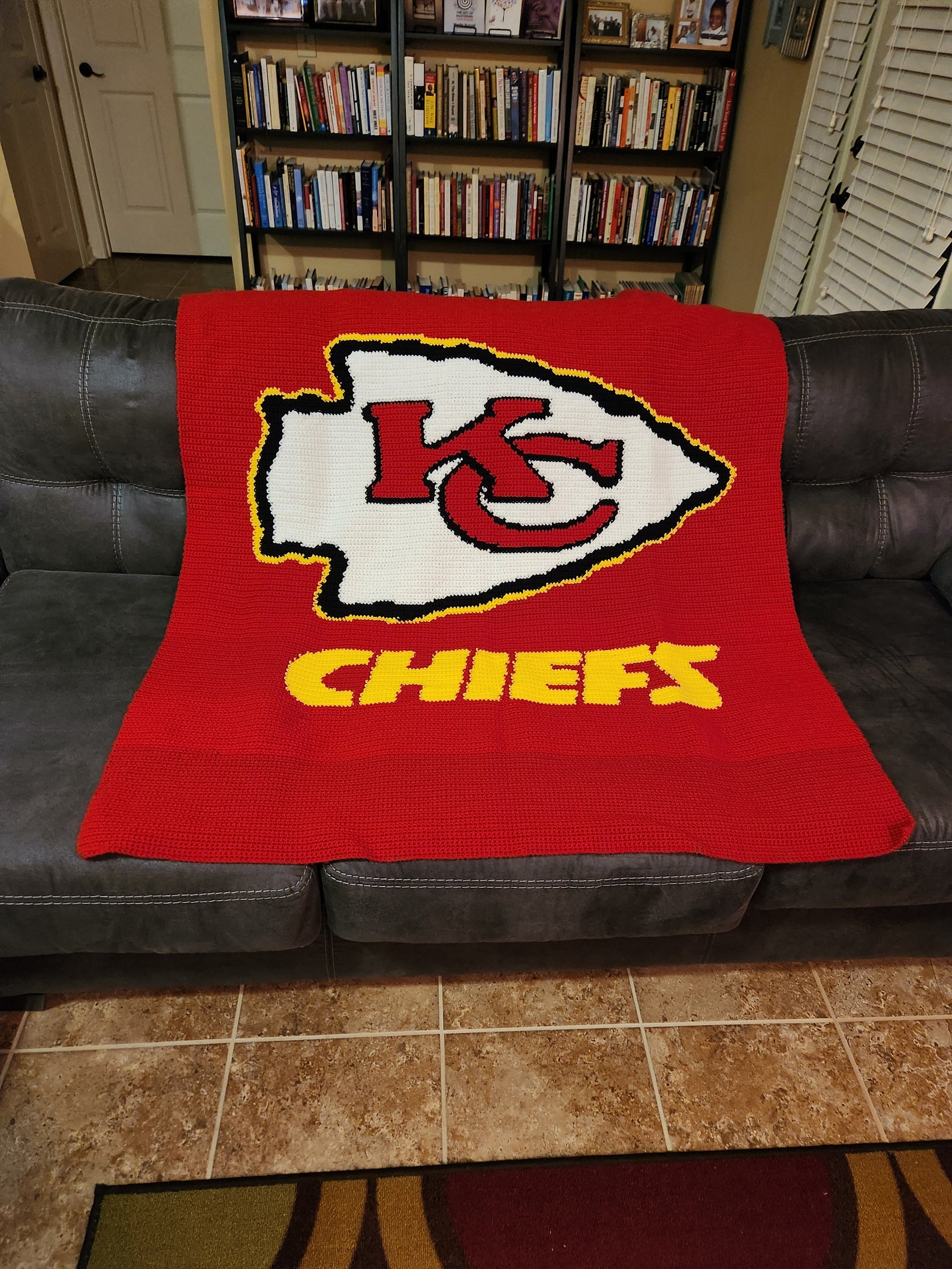 KANSAS CITY CHIEFS Crocheted Professional Sports Team Afghans - Etsy