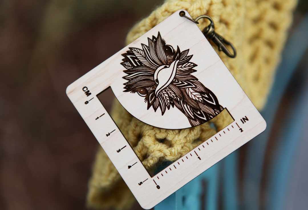 Ostrich Bird Gauge Swatch Measurement Ruler in Inches and Centimeters ...