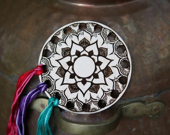 Dandelion Flower Embroidery Floss Thread Storage Holder 30 Hole Circle ...