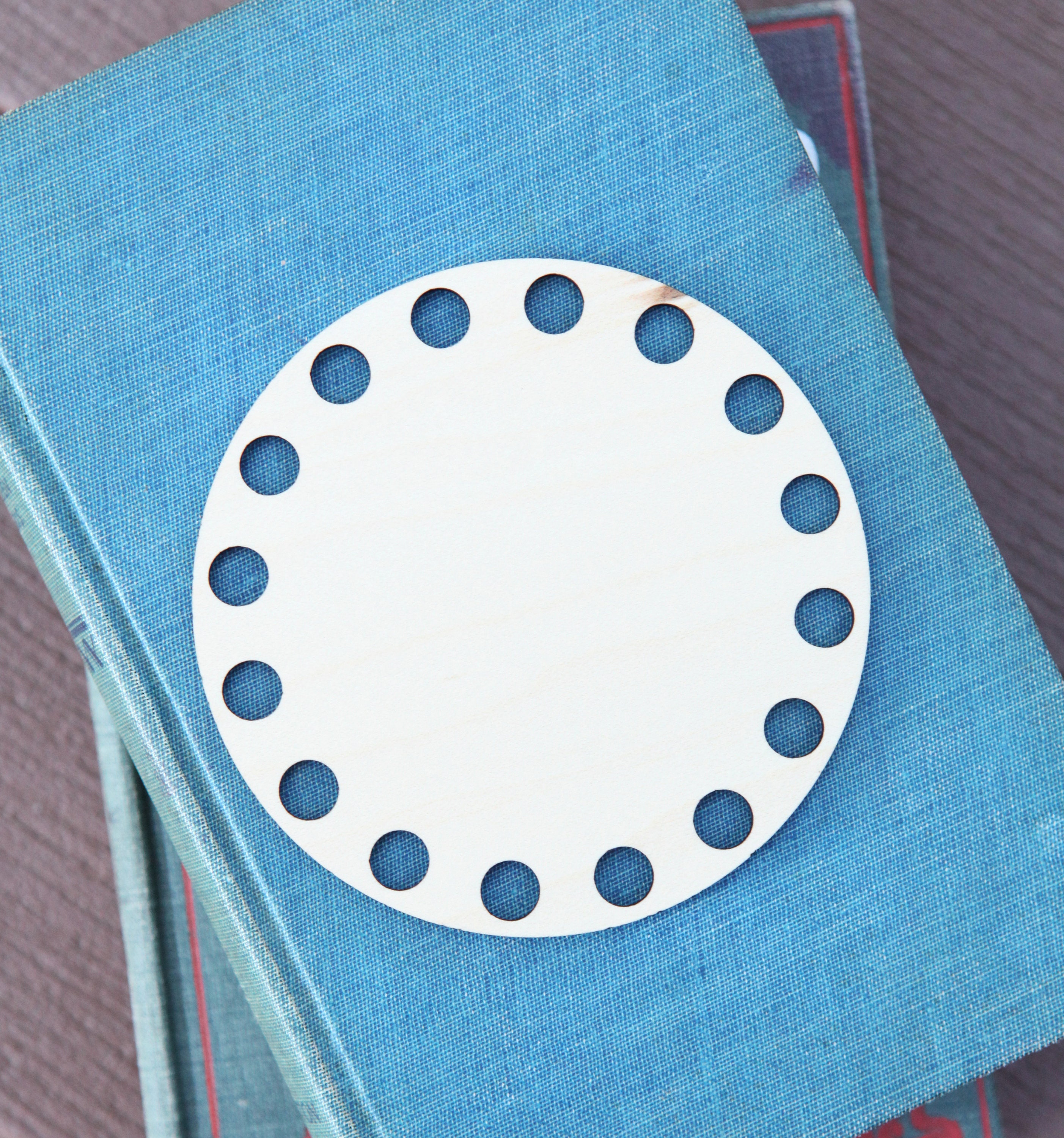 Witchy Cat Embroidery Floss Thread Storage Holder - Witch Cat Face ...