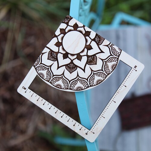 Scarab Beetle Gauge Swatch Measurement Ruler in 4 Inches and - Etsy