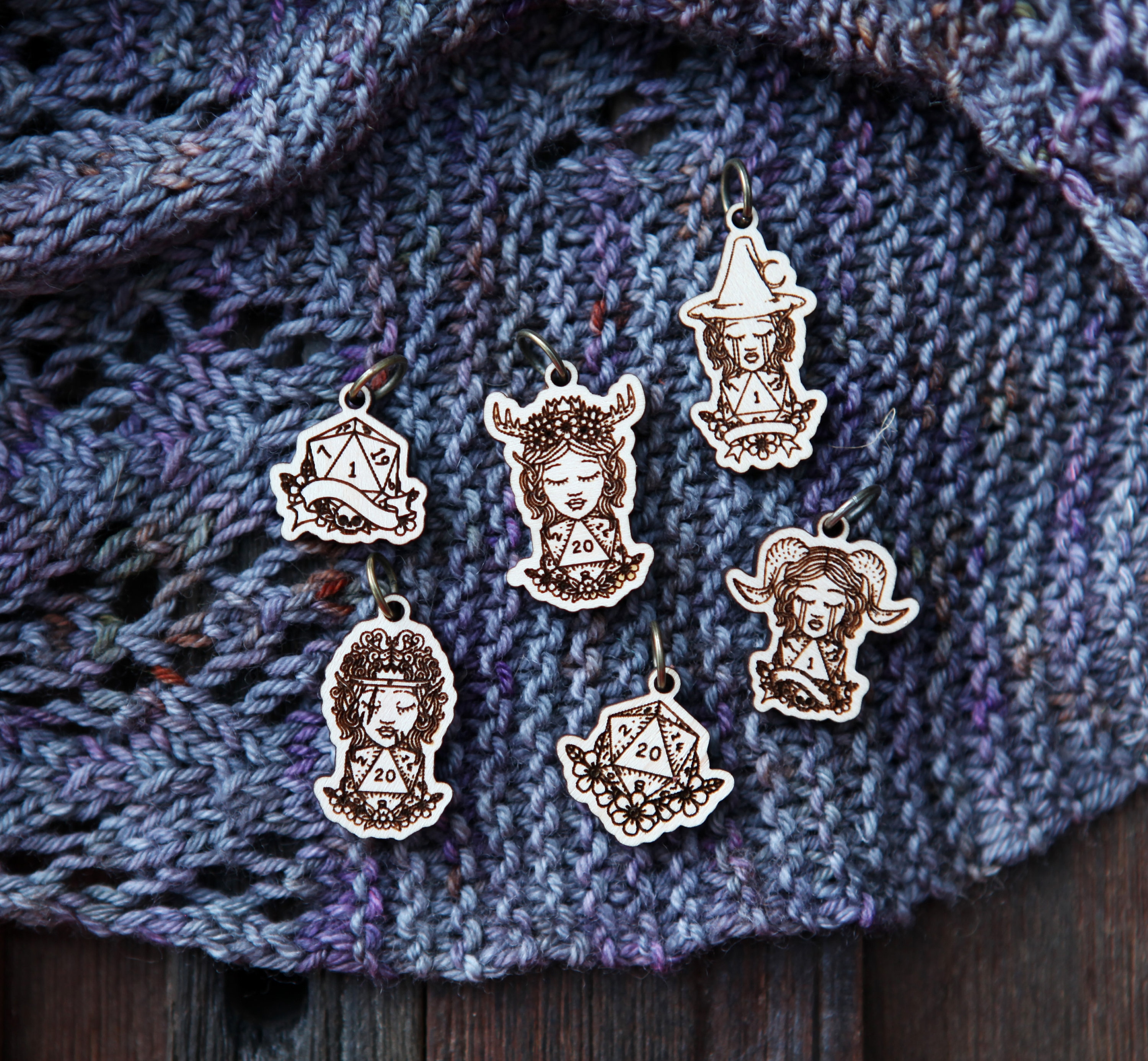 D20 Dice Knitting Stitch Markers, Maple Wood Set of 6. DND Druid, Elf ...