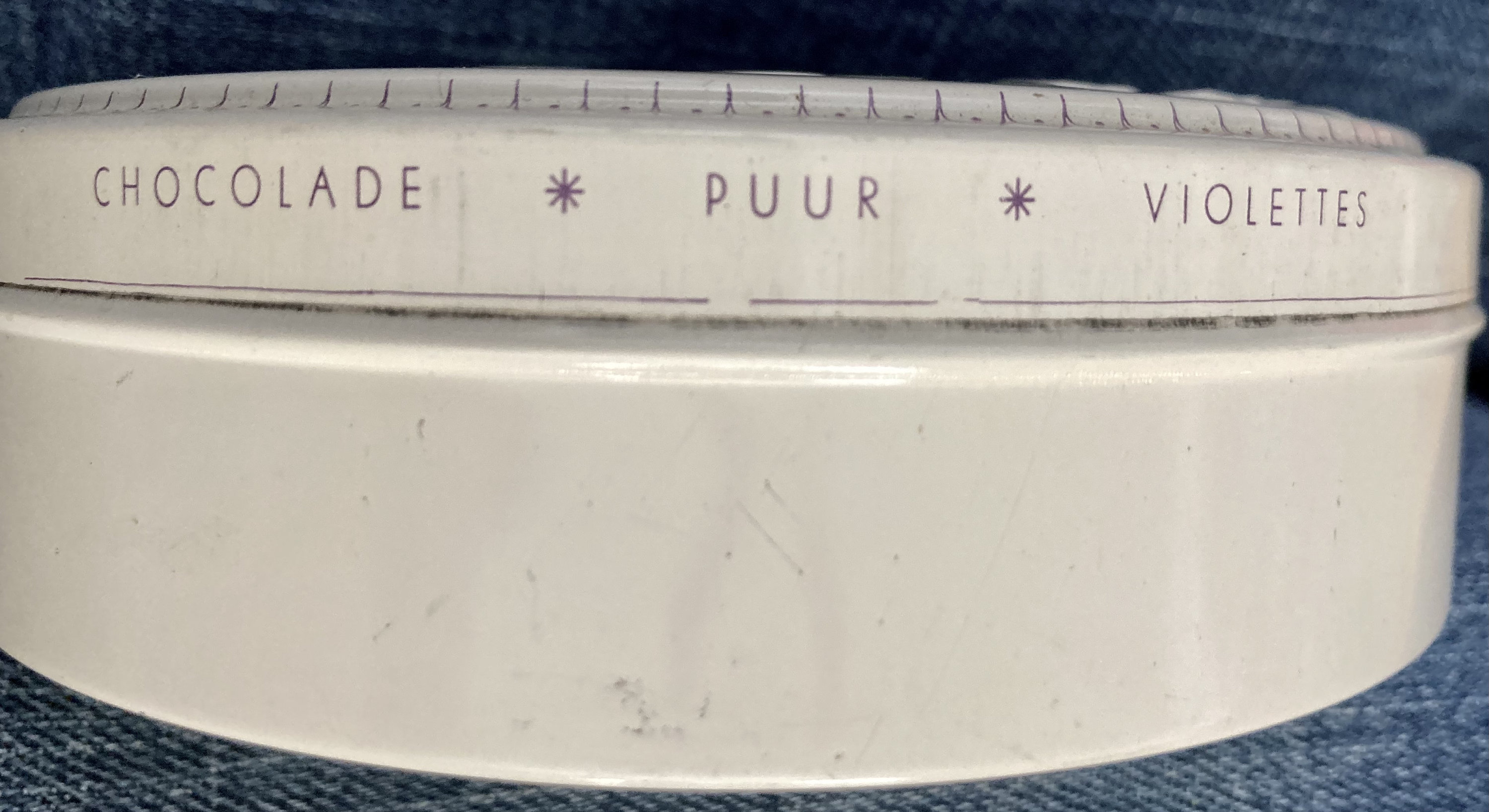 RARE Vintage Union Chocolate Works Lithograph Violet Small Embossed Tin ...