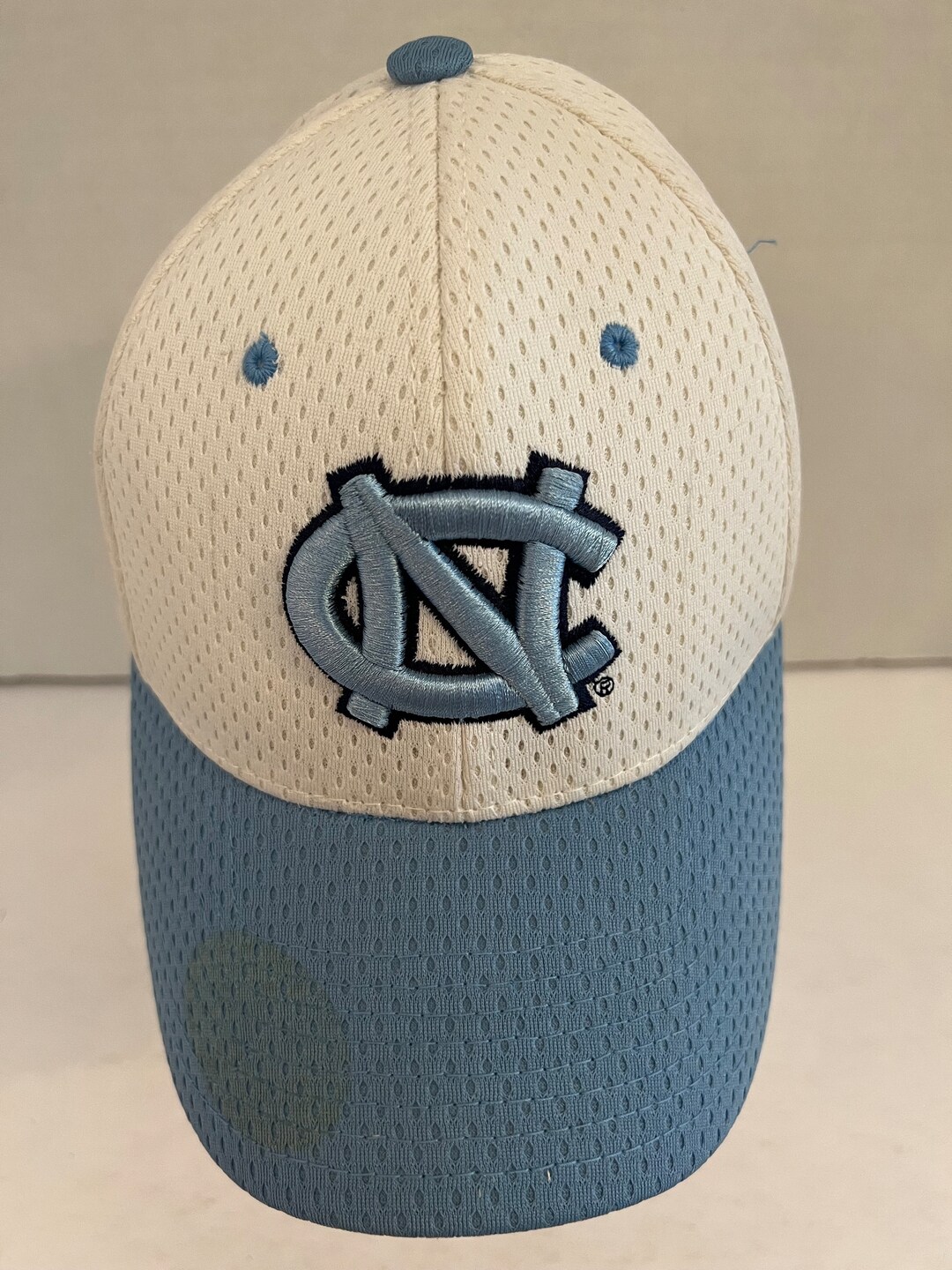 North Carolina Tar Heels Hat White Blue Mesh “NC” Logo Stretch Fit ...