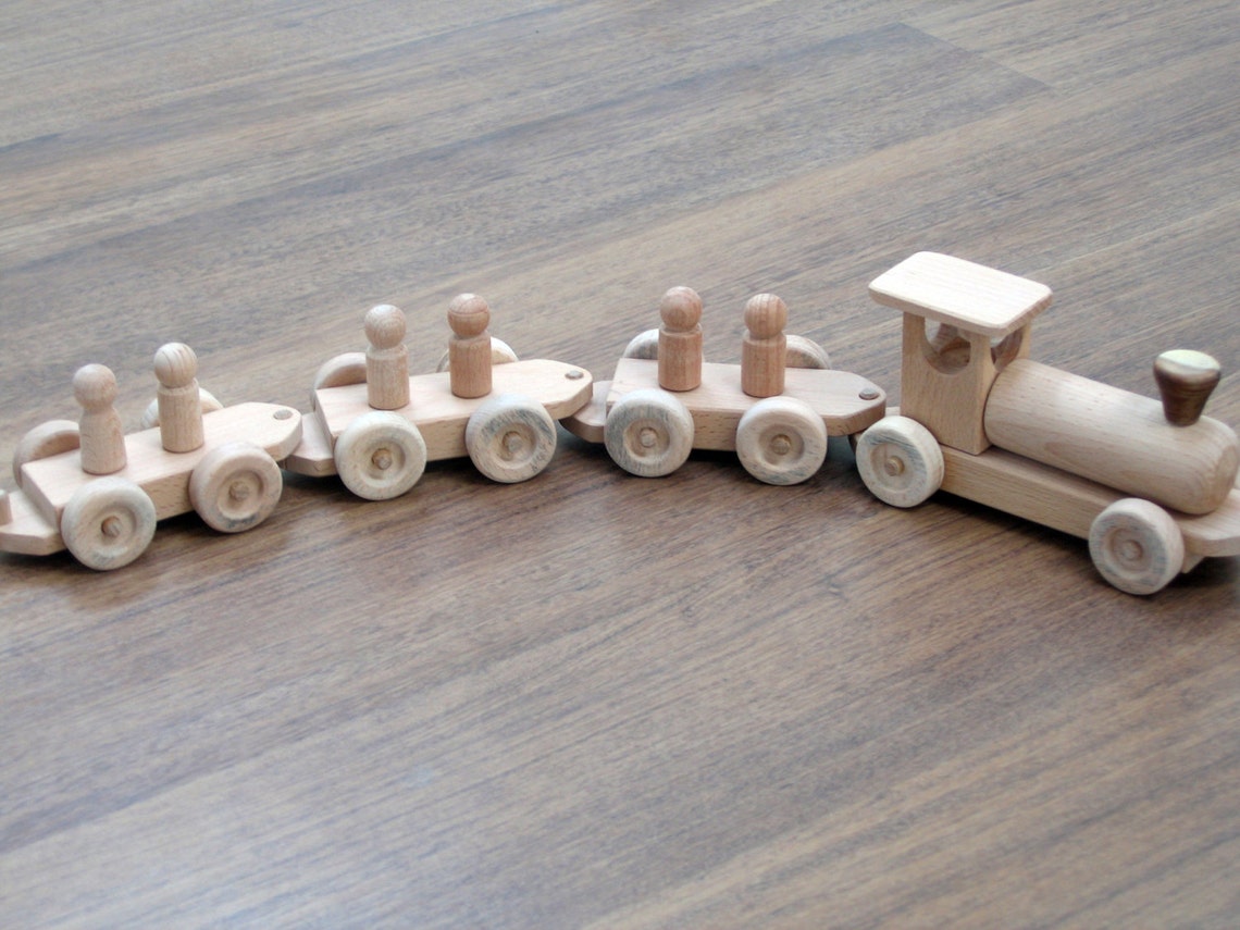 Raine the Wooden Train - Handcrafted Wood Toy With 6 Peg People - Etsy