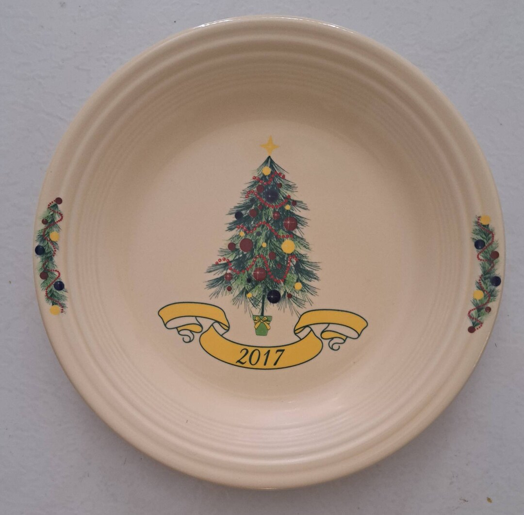 New Christmas Retired Fiesta Light Yellow Color Dinner Plate by Homer ...