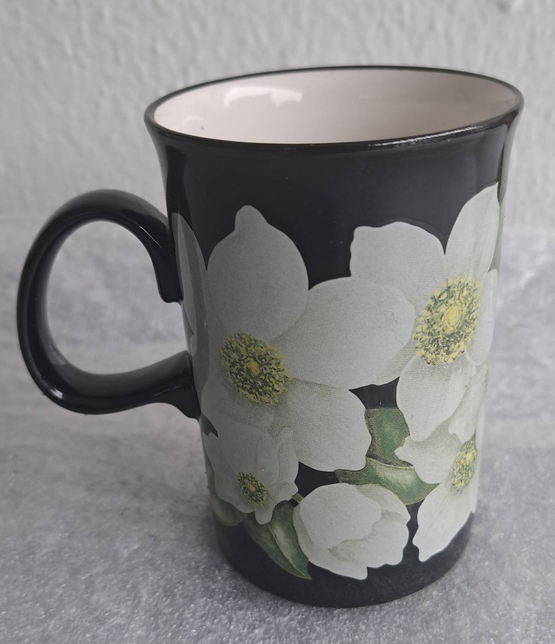 DUNOON Collectible White Flowers, Black Mug Stoneware White Fine Bone ...