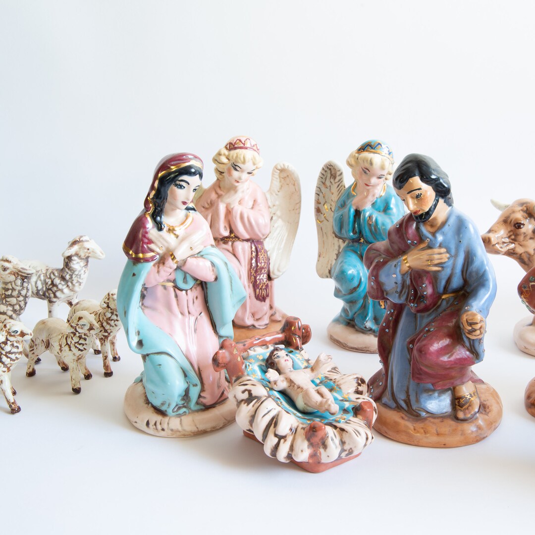 Nativity Scene Ceramic Nativity Scene Jesus in the Manger - Etsy