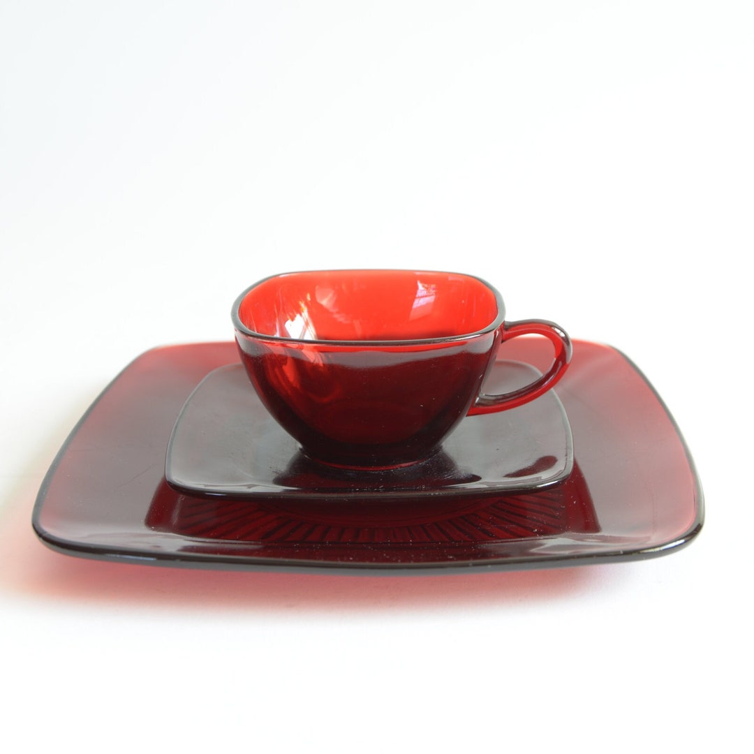 Red Glass Plates | Vintage Anchor Hocking Ruby Red Square Plate Cup ...