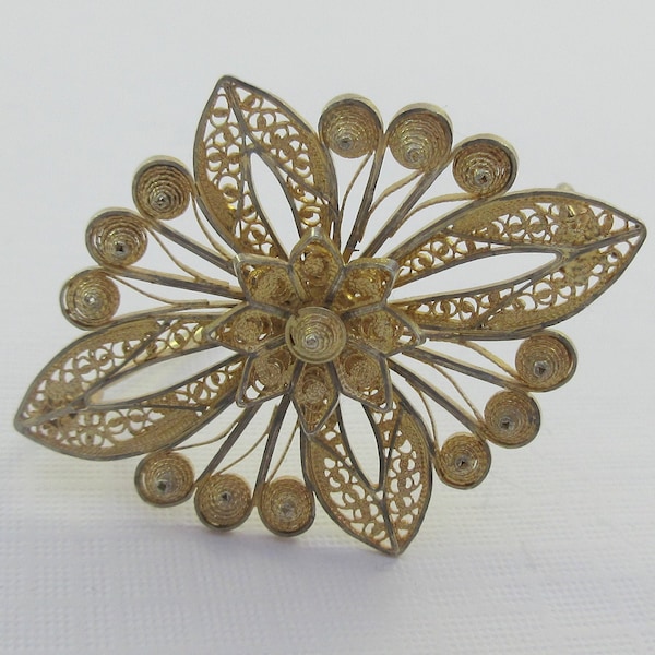Gold Filigree Brooch - Etsy