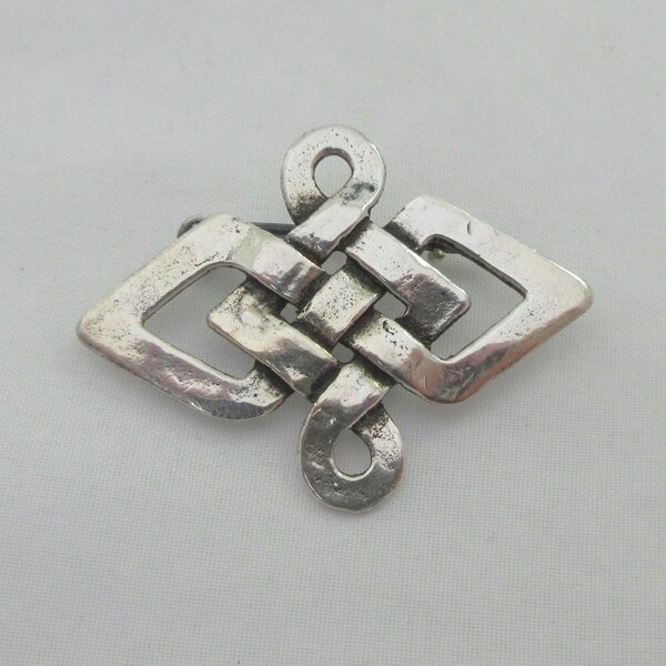 Celtic Knot Brooch - Etsy