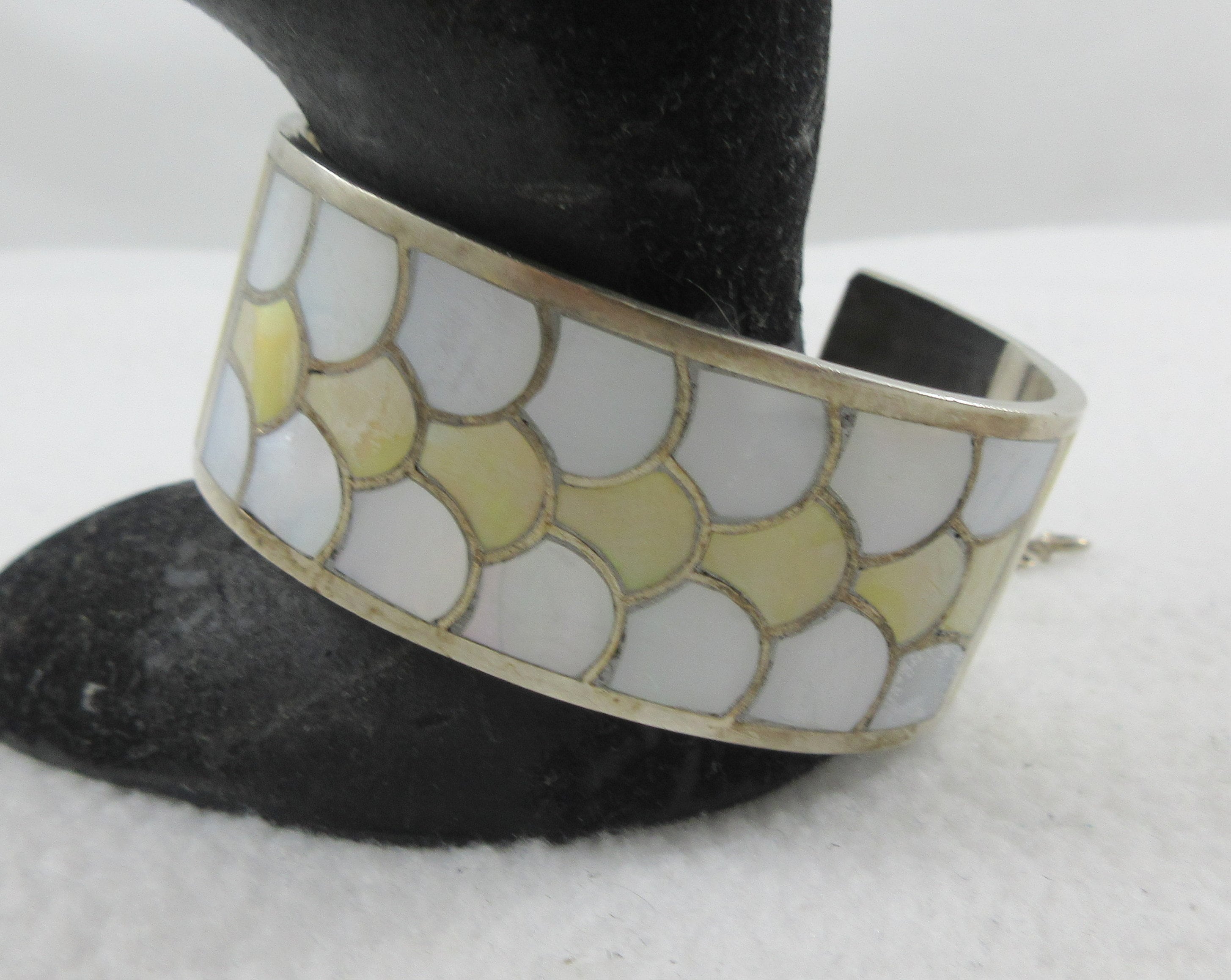 Wide Zuni Sabin M Chavez Sterling Silver Abalone Mother of Wide Zuni Sabin M Chavez Sterling Silver Abalone Mother of