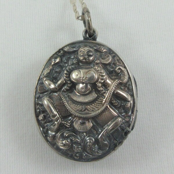 Goddess Locket - Etsy