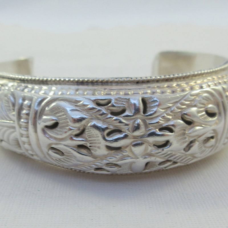 Repousse Bracelet - Etsy