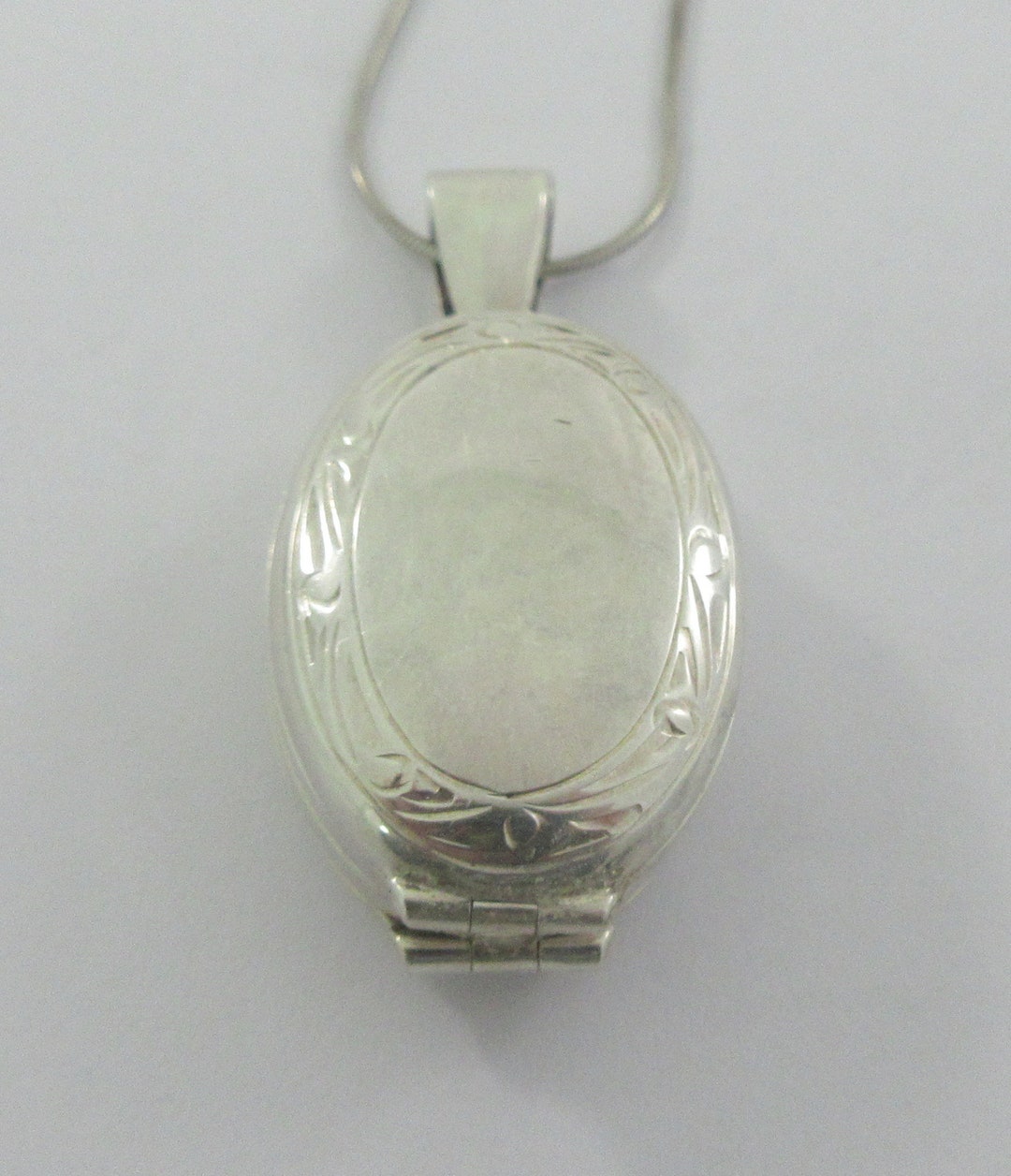 Sterling Silver Floral Oval Double Sided Locket W. Sterling Chain - as ...