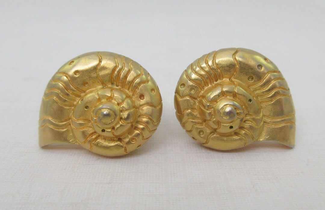 Karl Lagerfeld Gold Tone Swirl Shell Clip on Earrings - Etsy