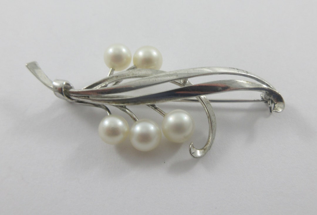 Classic Mikimoto Sterling Silver Cultured Pearl Brooch Pin - Etsy