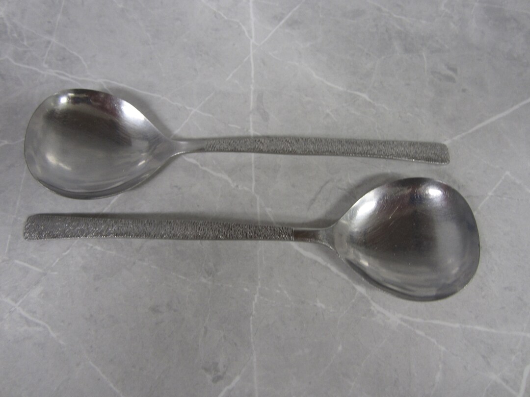 Viners Cutlery, Studio Pattern, Set of 2 Serving Spoons, 1974, 8.25 ...