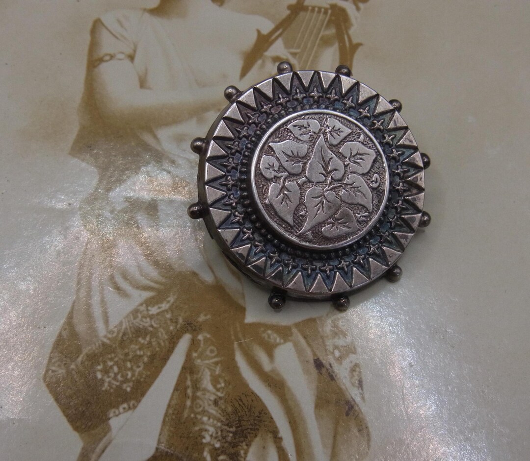 Victorian Silver Aesthetic Movement. Keepsake Token Locket. Remembrance ...