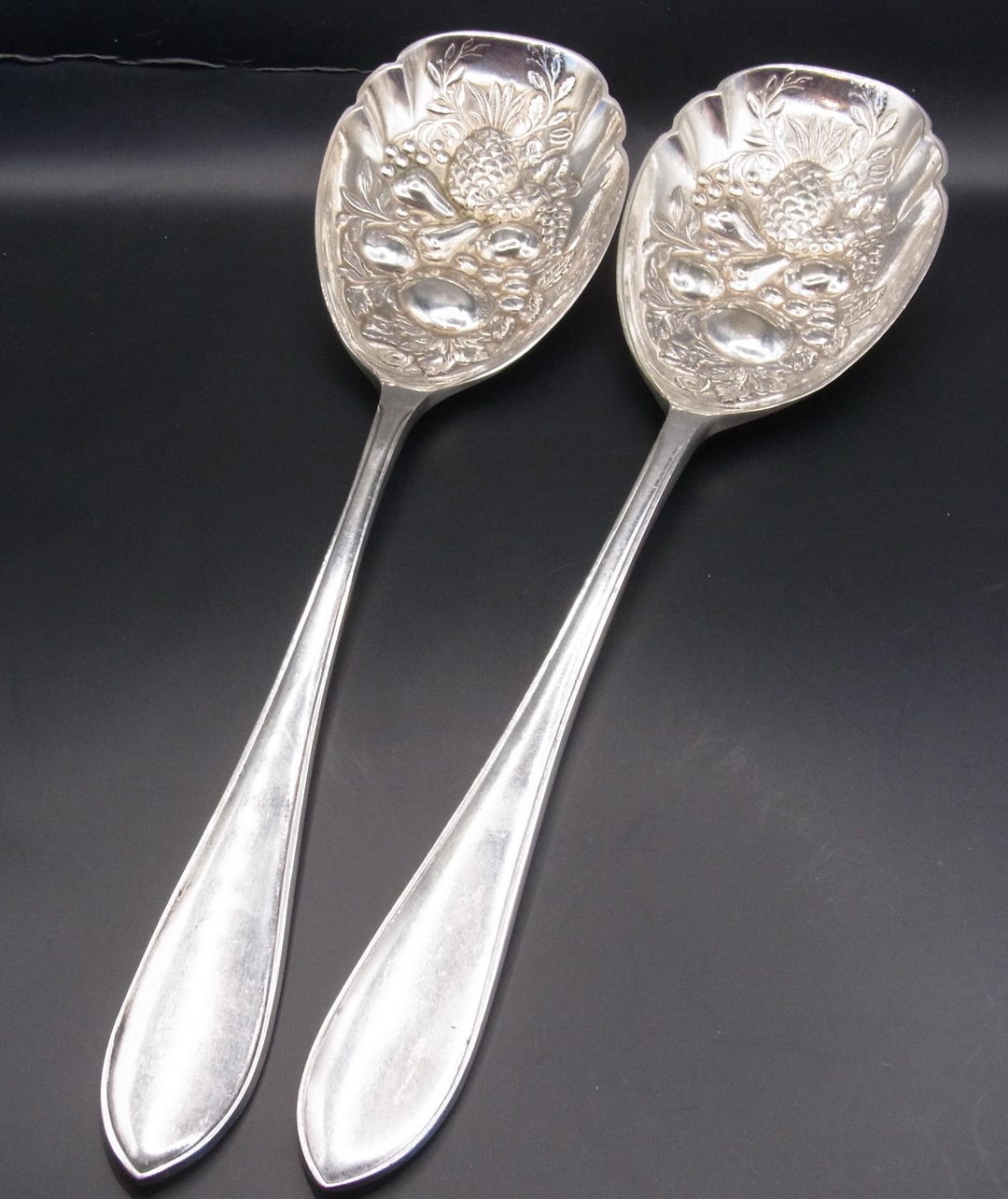 Antique Silver Plated Berry Serving Spoons. Traditional Serving Spoons ...