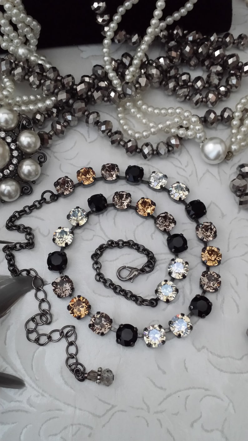 SNOW LEOPARD Black White Tan Crystal Necklace. Onyx and - Etsy