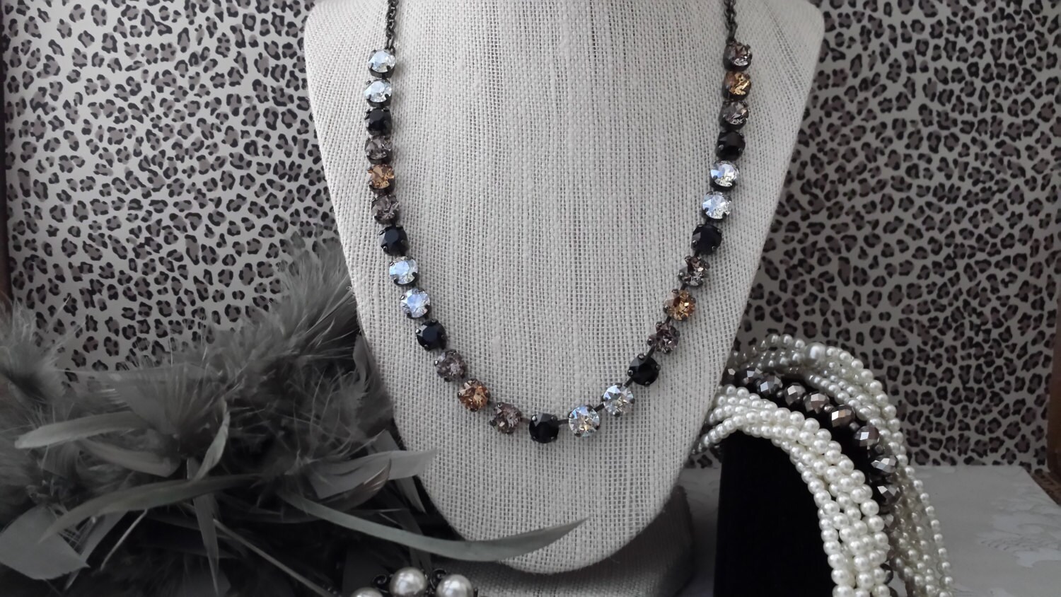 SNOW LEOPARD Black White Tan Crystal Necklace. Onyx and - Etsy