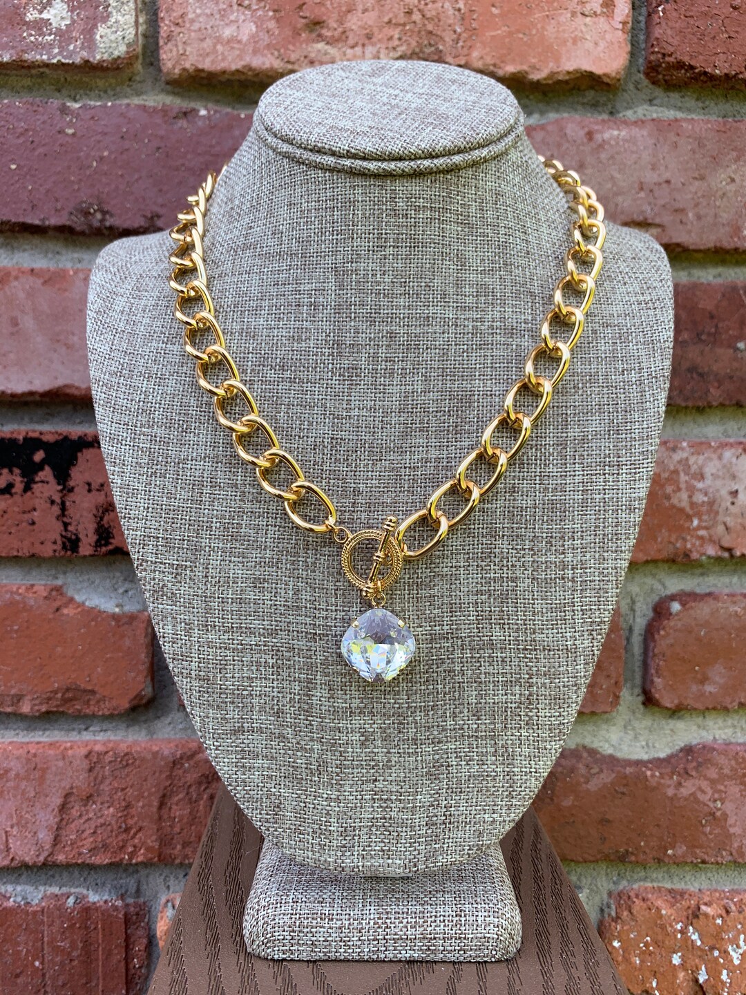 Toggle Clasp Chain Necklace With Crystal Charm, Gold Chain Necklace ...