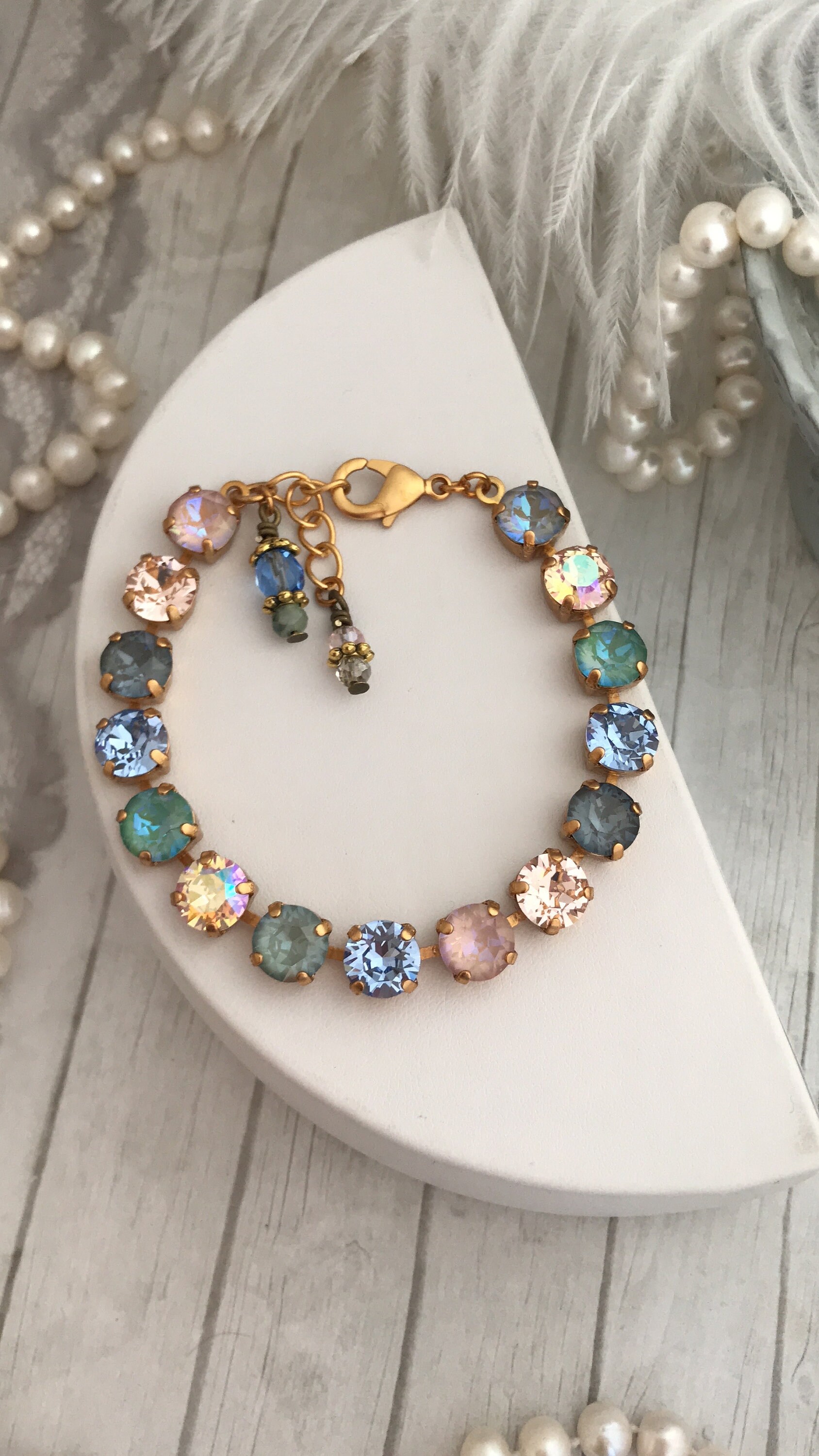 VINTAGE WATERCOLOR Pale Sky Blue, Sage Green, Dusty Pink, Pastel Yellow ...