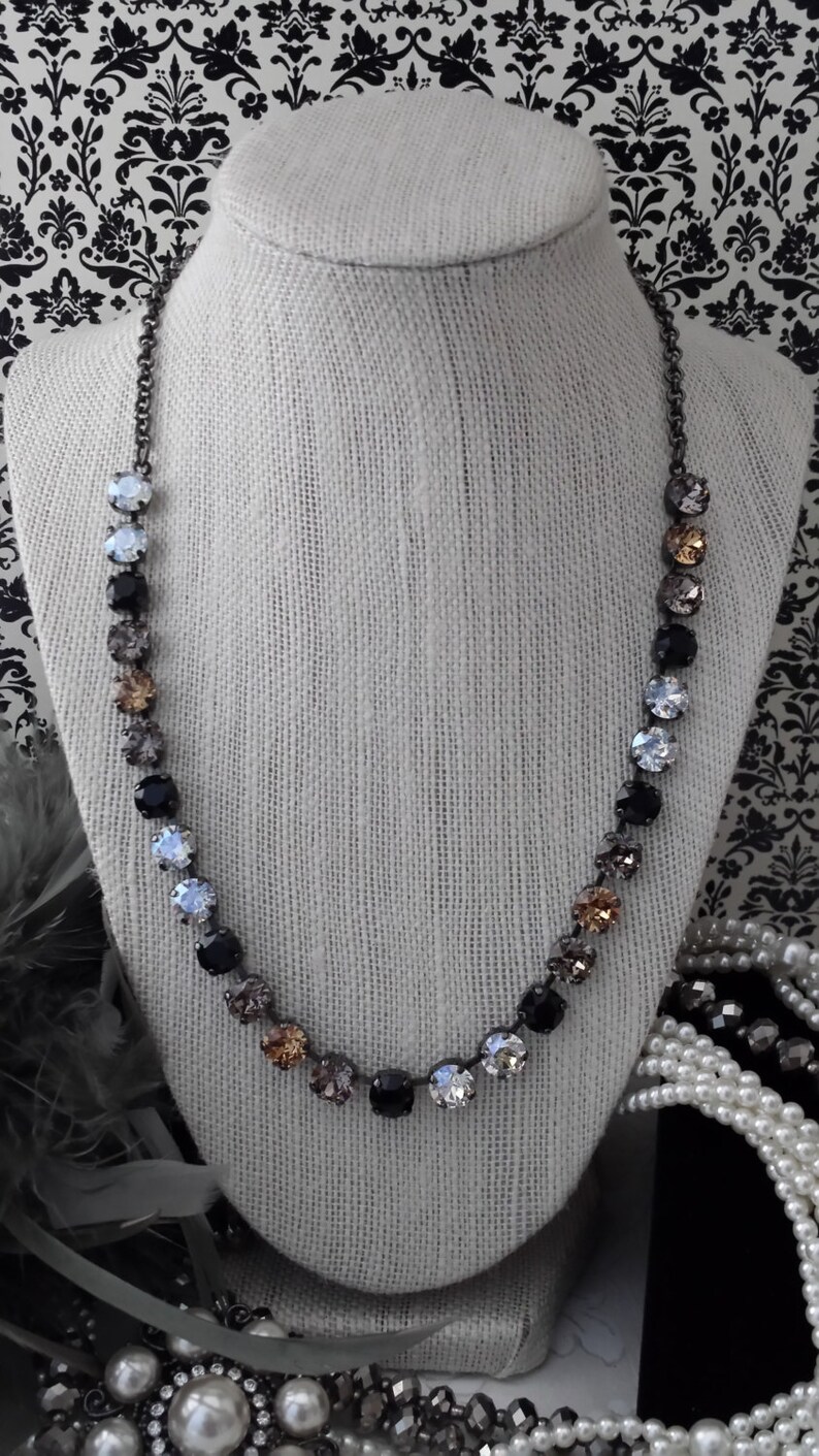 SNOW LEOPARD Black White Tan Crystal Necklace. Onyx and - Etsy