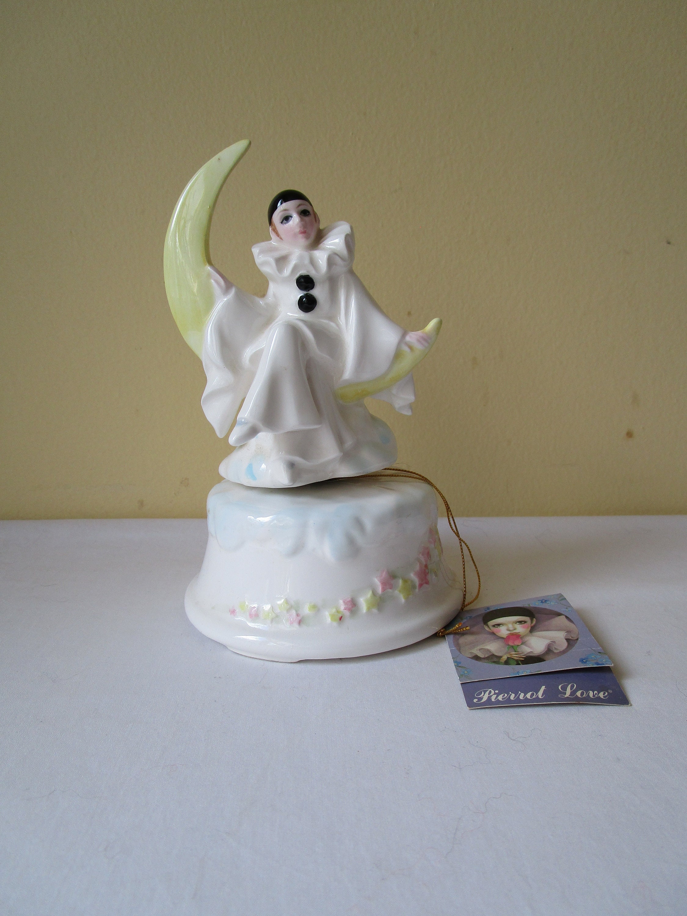 Pierrot Love Gift - Etsy