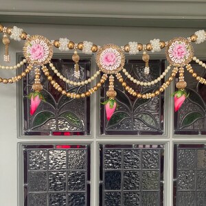 Surabhi Toran Thiran Detailed With Lakshmi Ji’s Favourite Cowrie Kaudi ...